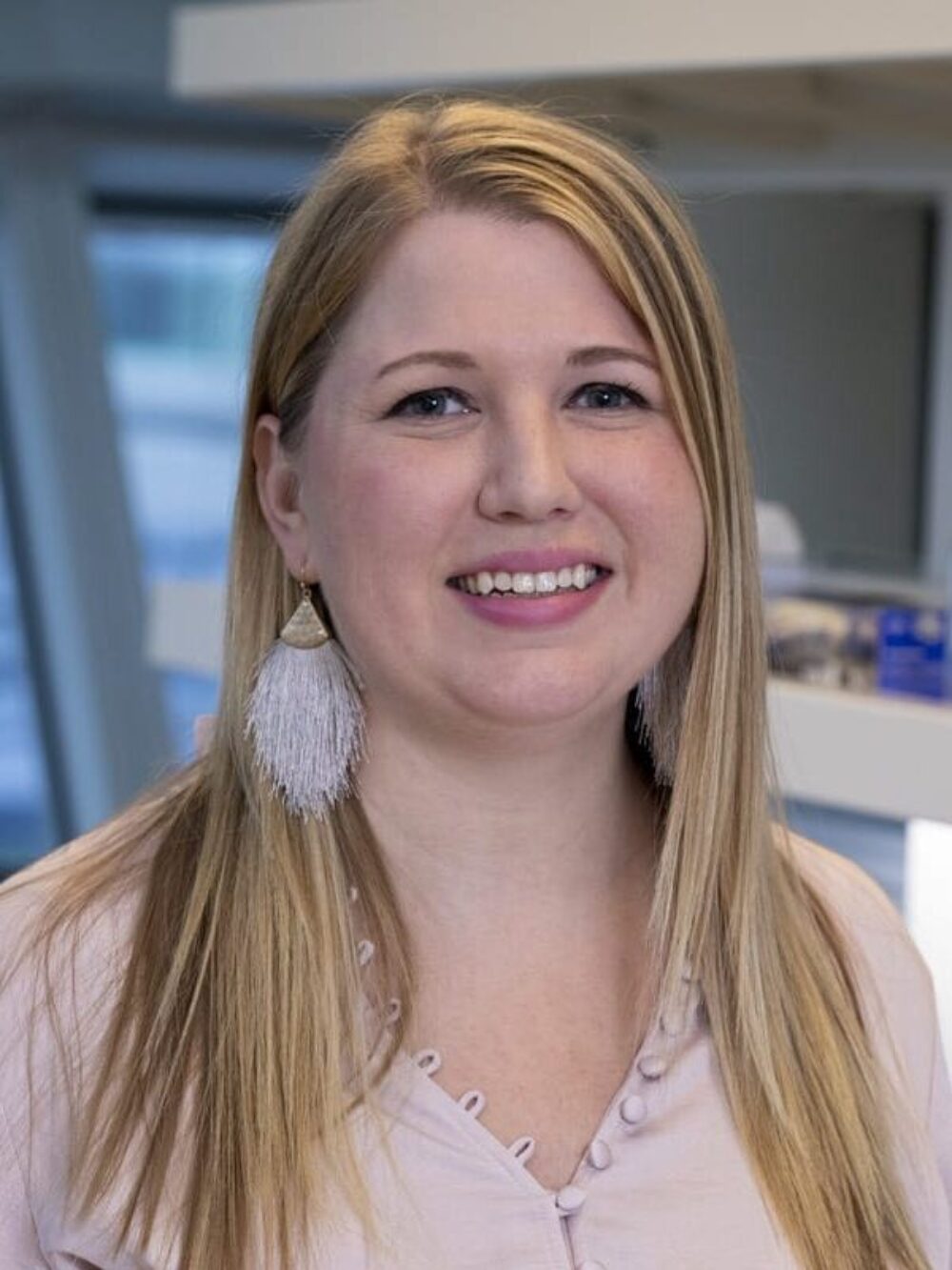 Xiaobing Shi Laboratory – Van Andel Institute